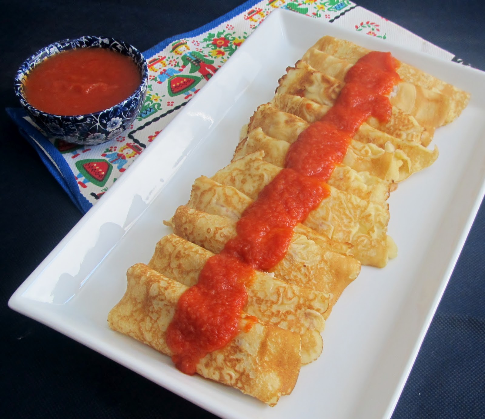 Crepes de Jamón con Salsa de Tomate | Las Recetas de Marichu.... y las mias