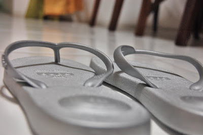 Sexy Nomad's Styled Life: Tube Top Jump Shorts + Dupe Slippers