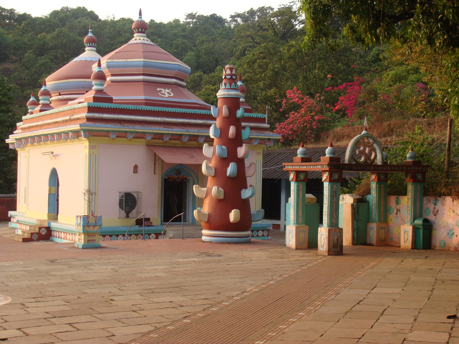 Hedvi Ganapati (Dashbhuja) | Konkankatta.in