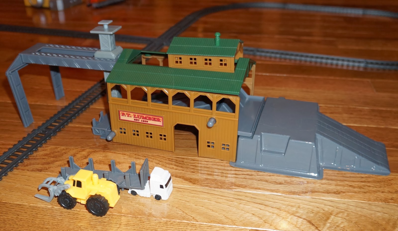 Evan and Lauren's Cool Blog: 11/15/13: Power Trains Log Loader from ...