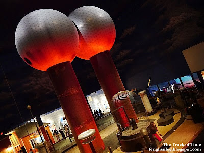 Museum of Science - Theater of Electricity | The Track of Time