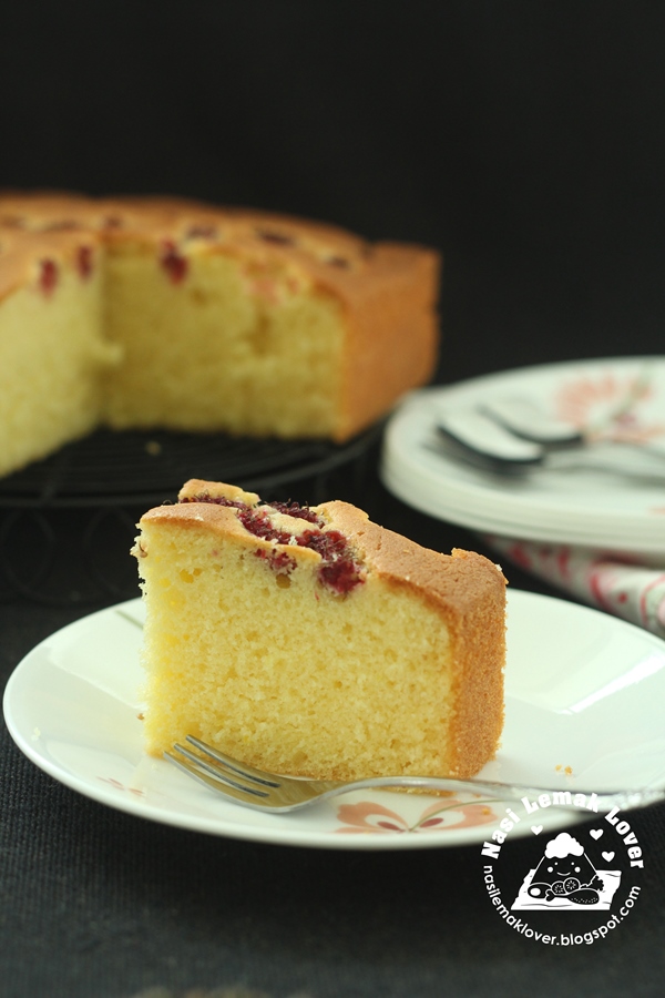 Nasi Lemak Lover: Mulberries Buttermilk Pastry Cake 桑椹酪乳蛋糕