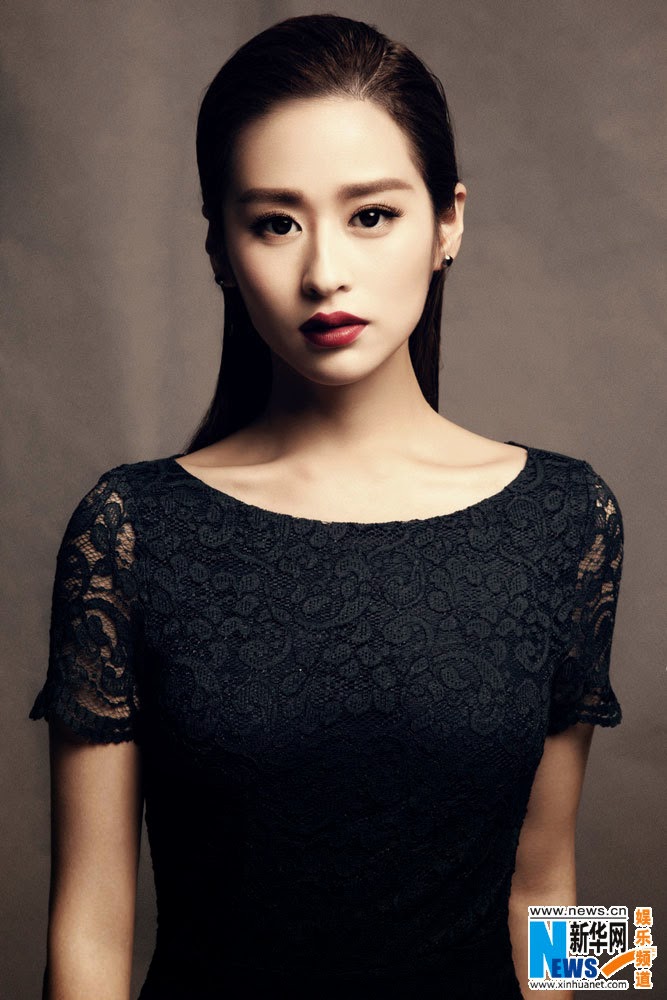 China Entertainment News: Chinese actress Ying Er poses for fashion shoot