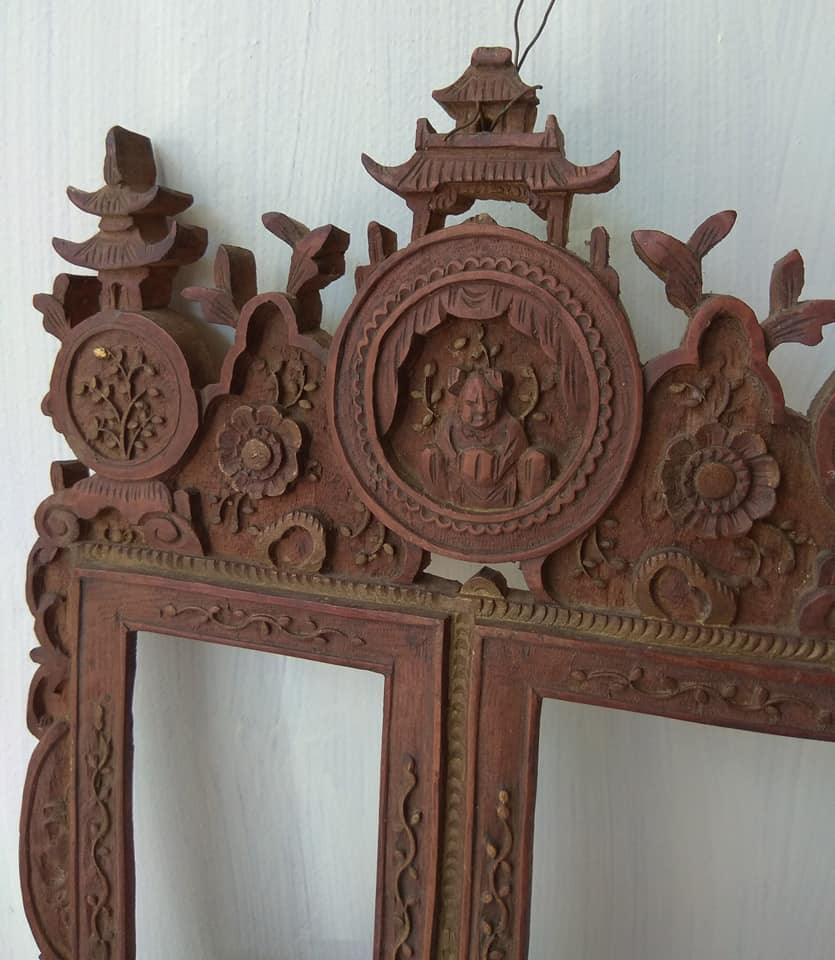 ORIENTAL: Frame Foto Ukiran Kayu Oriental