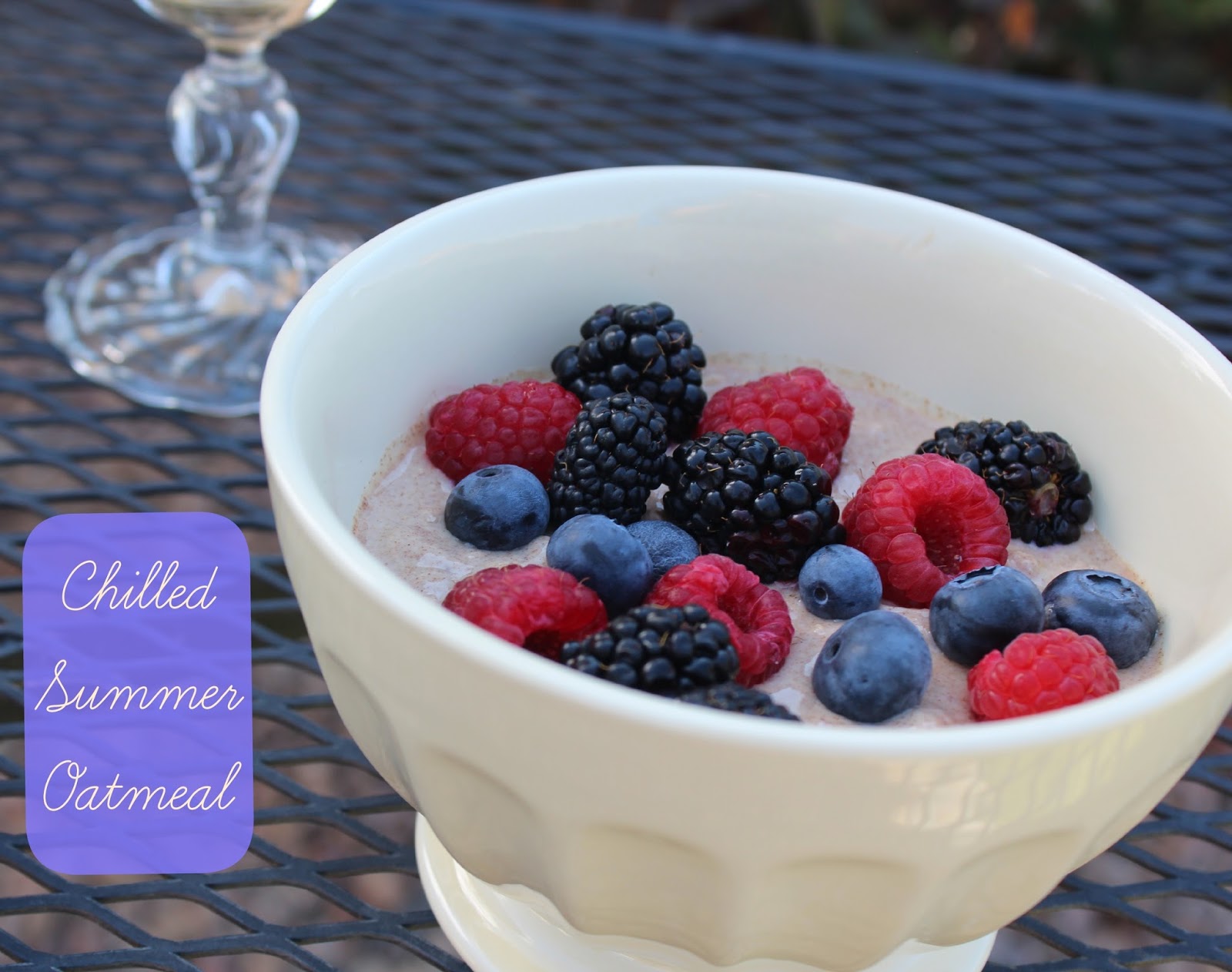Moore Minutes: Overnight Chilled Summer Oatmeal