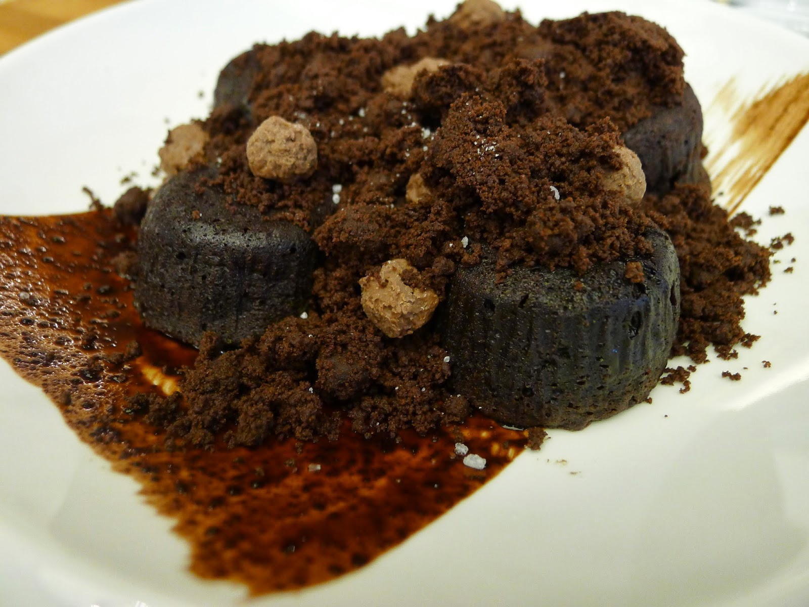 A Gastronomic Treat Awaits: Todd English Food Hall opens its first ...