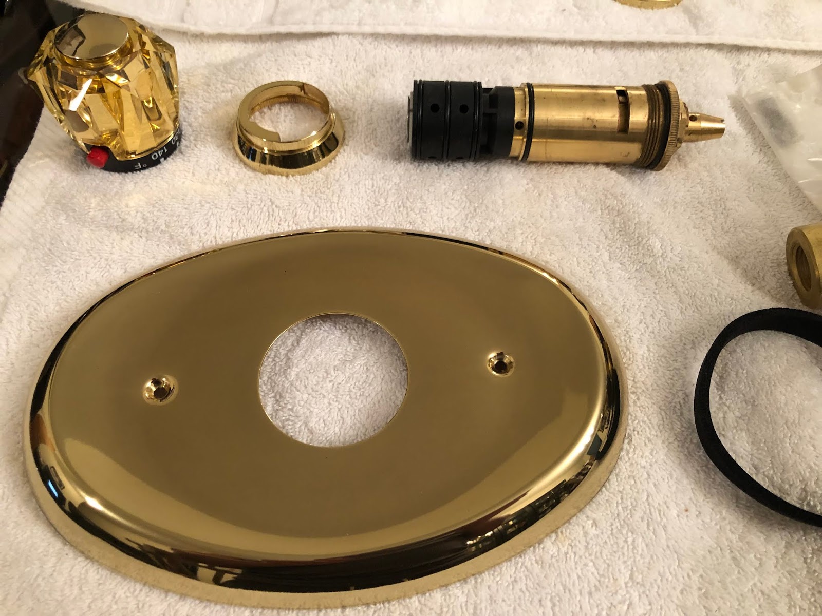 Find Discontinued Plumbing Fixtures: Grohe 34476 Grohmix 2 HANDLE ...