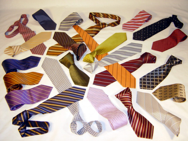 IMAGEN Y MODA PARA ELLOS: NO TODOS SABEMOS HACERNOS LOS NUDOS DE LAS ...