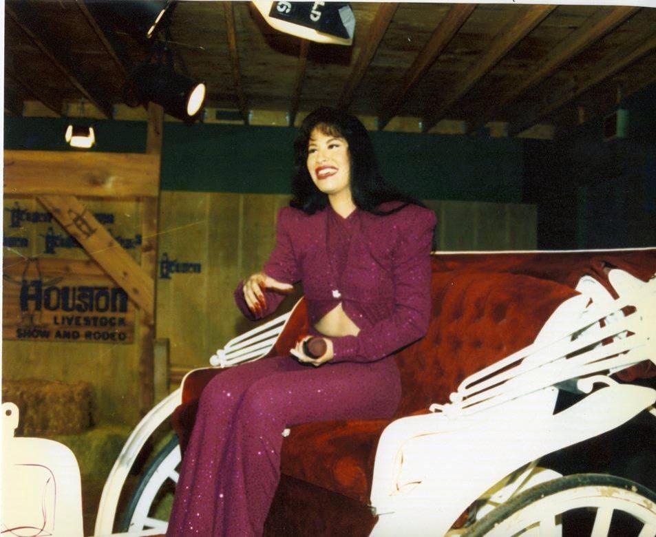 Selena World FanSite : The Last Televised Concert - Houston Rodeo ...