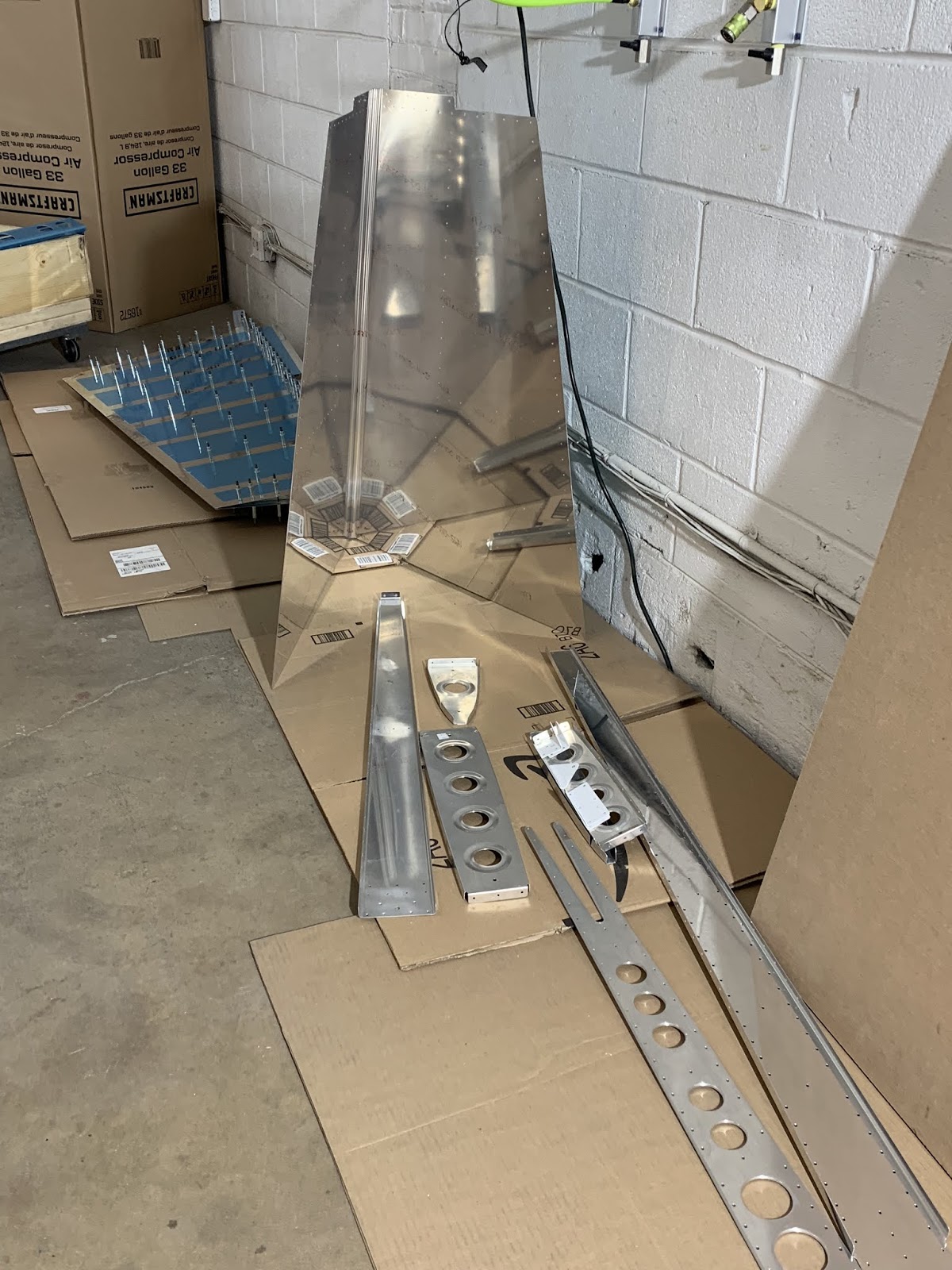 Todd's RV14 Build: Rudder and Vertical Stabilizer