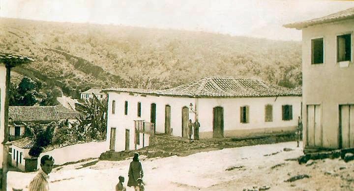 Teófilo Otoni Noticias Da Região....: Foto histórica de Capelinha-MG ...