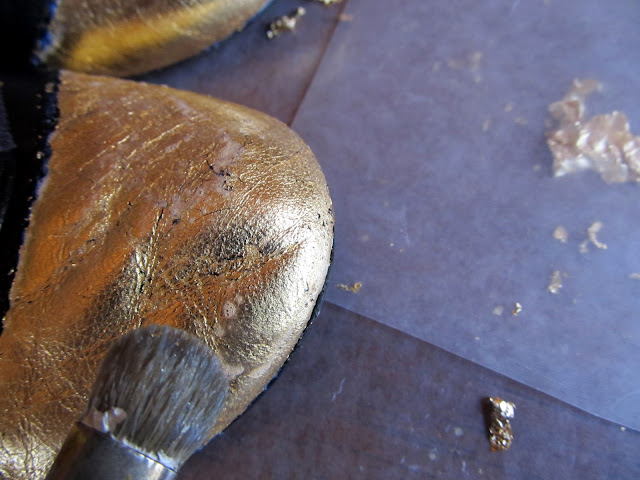 WobiSobi: Gold Toes, DIY