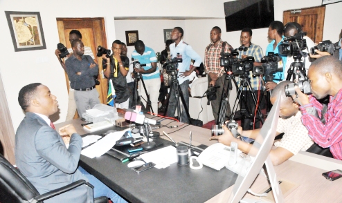 Taarifa kamili: Makonda azungumza haya kuhusu mkataba wa Machinga ...