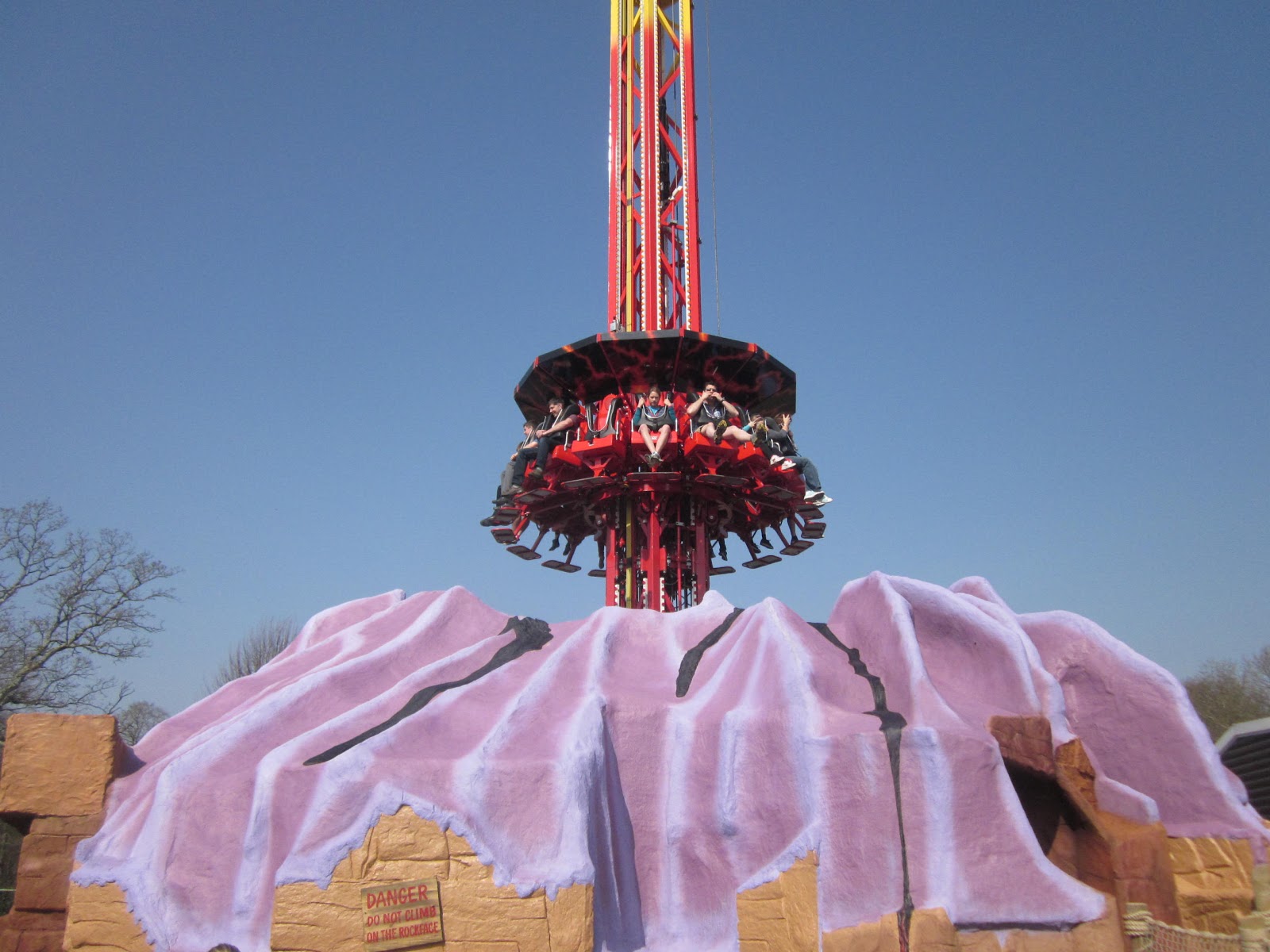 Mummy From The Heart: Paultons Park: 5 Favourite Things