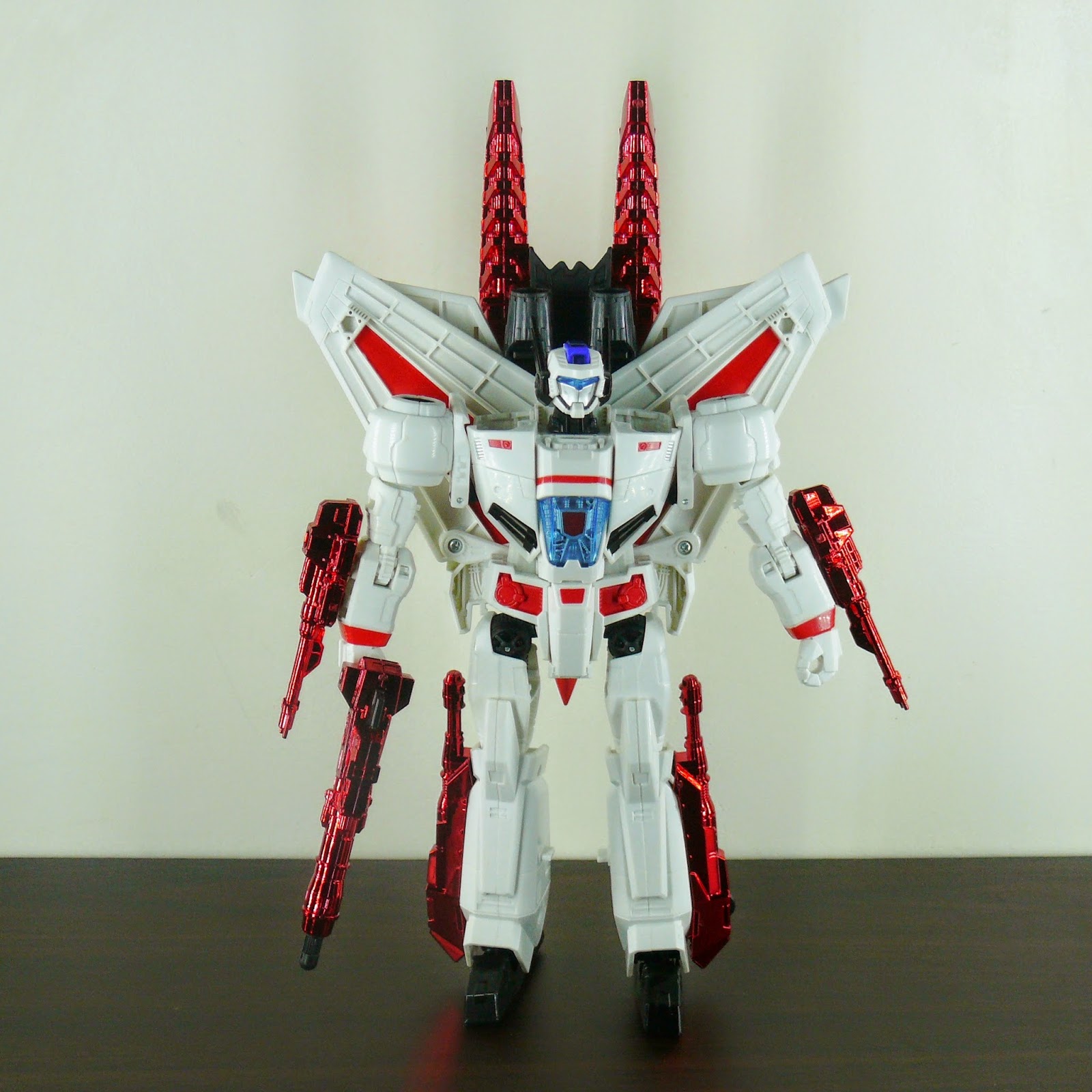 Blog Transformers.com: 1101: Jetfire Generations (AKA: Skyfire)