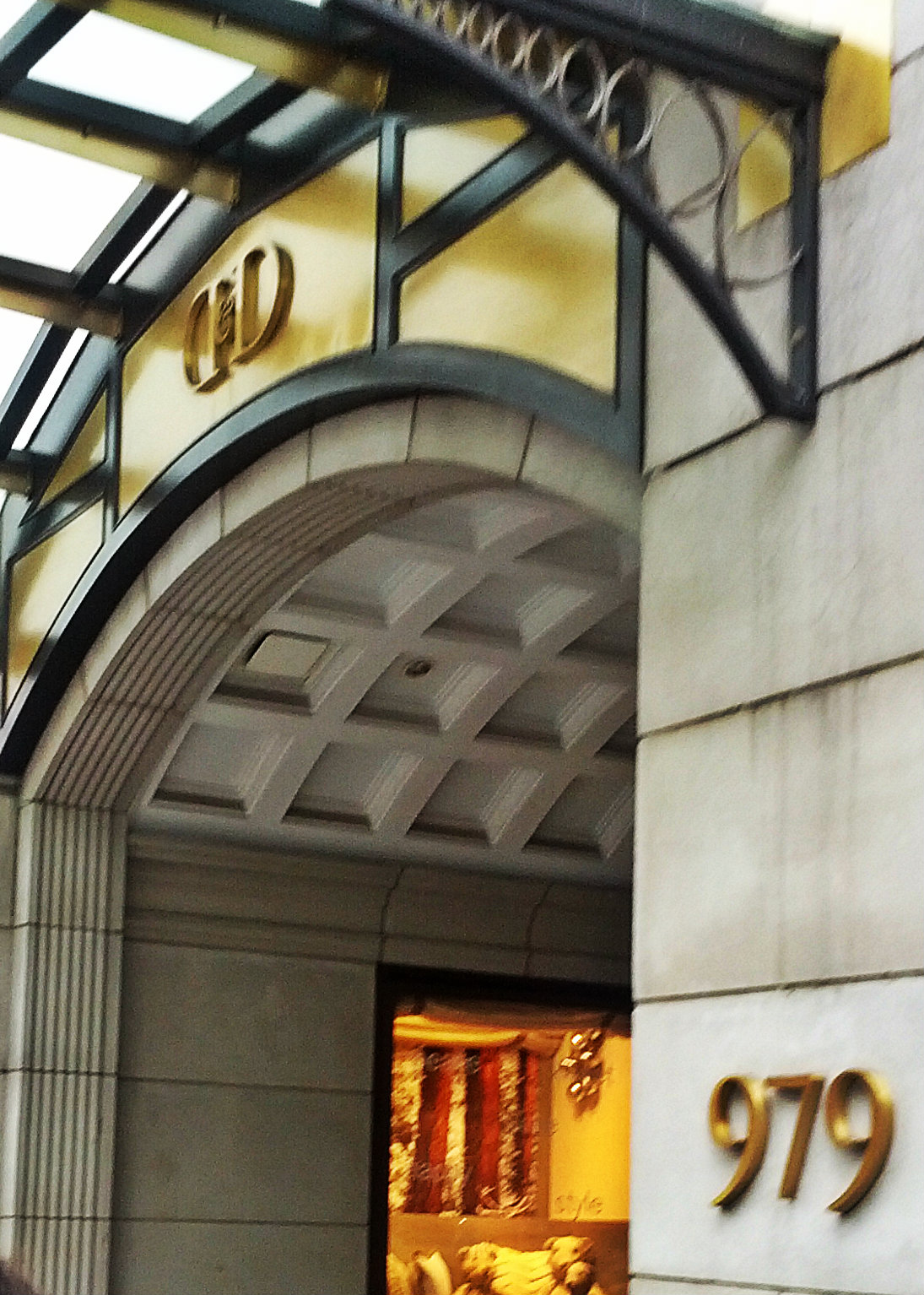 Design Your Dreams: The D&D: Decoration & Design Building