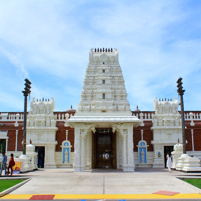 FAMOUS TEMPLES: SIGNIFICANCE AND MEANING OF A HINDU TEMPLE