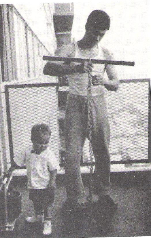 The Rock Body Weight Workout: Bruce Lee The Dragon