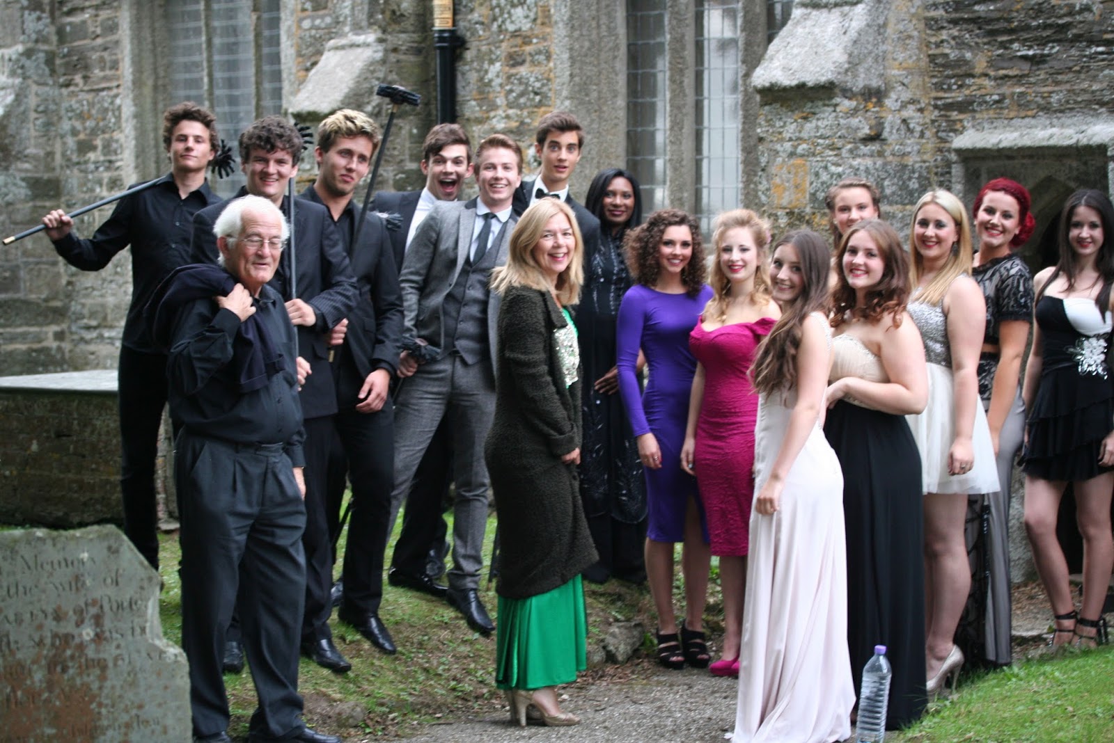 The Cirencester Scene Blog: Deck the Halls: Christmas Concert Sun Dec ...