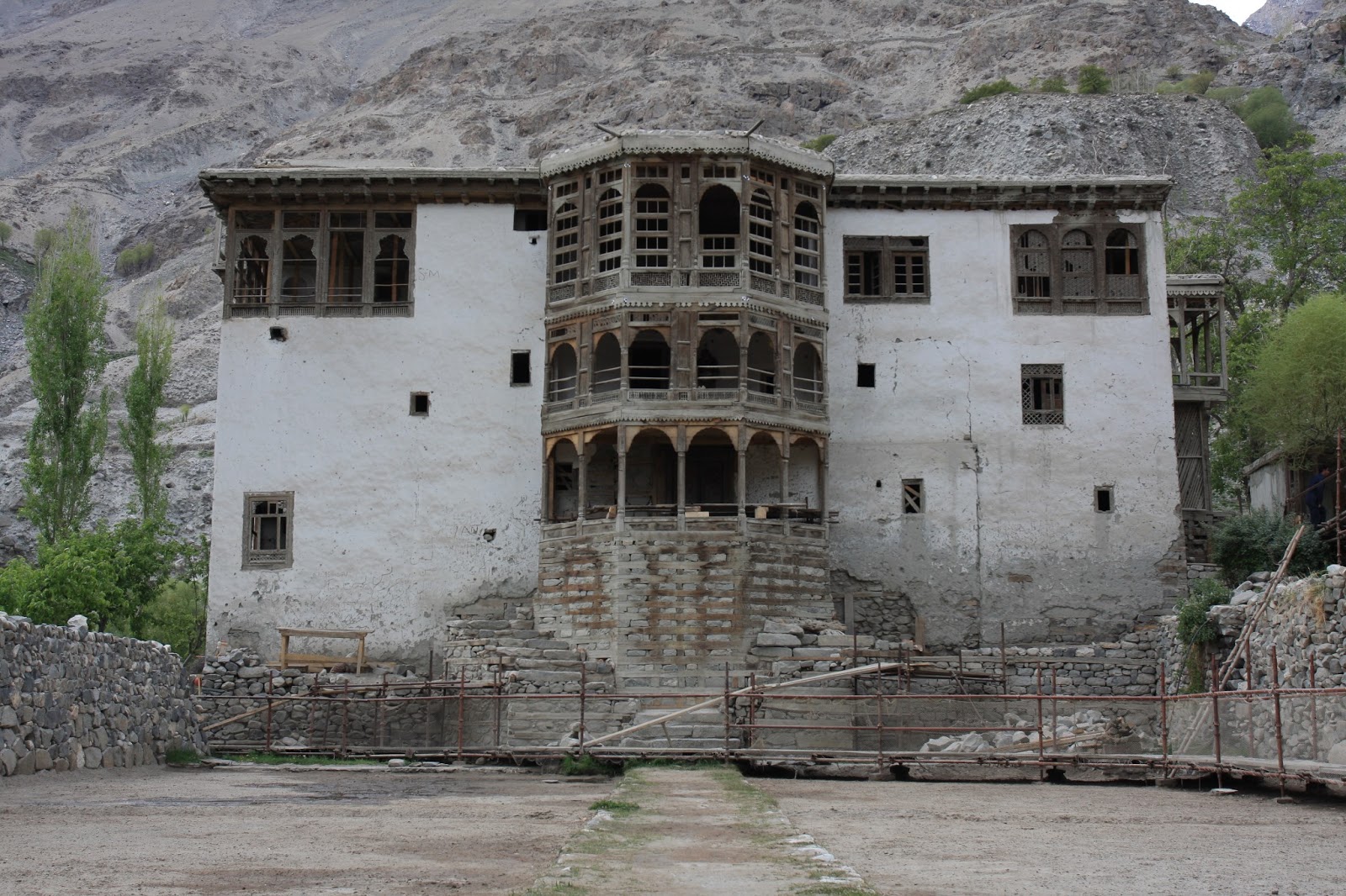 Salman Rashid: Khaplu Fort: back from the brink