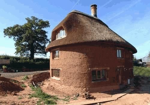 Moon to Moon: Beautiful, Natural, British Homes....