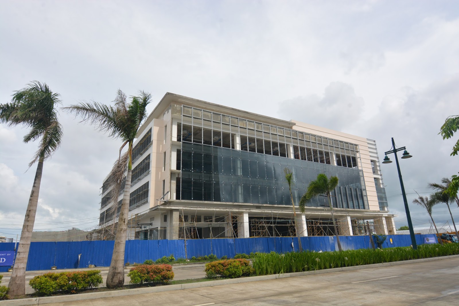 Iloilo First Class Life : 2016