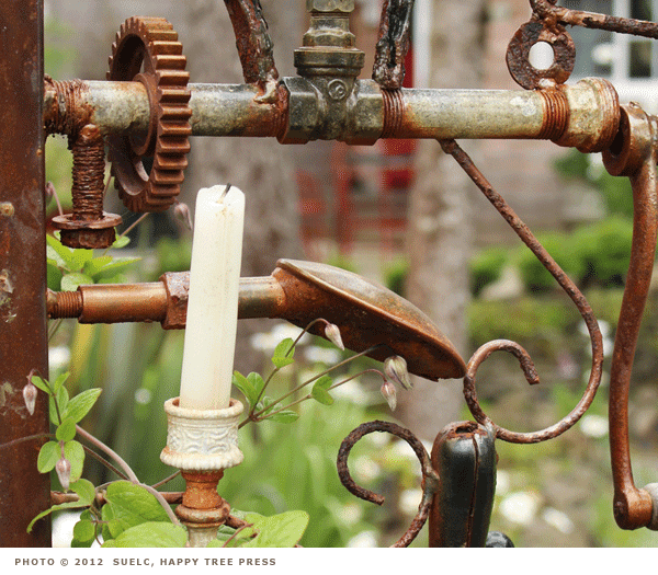 Little Sunny Studio: Recycled Art: Garden Gate