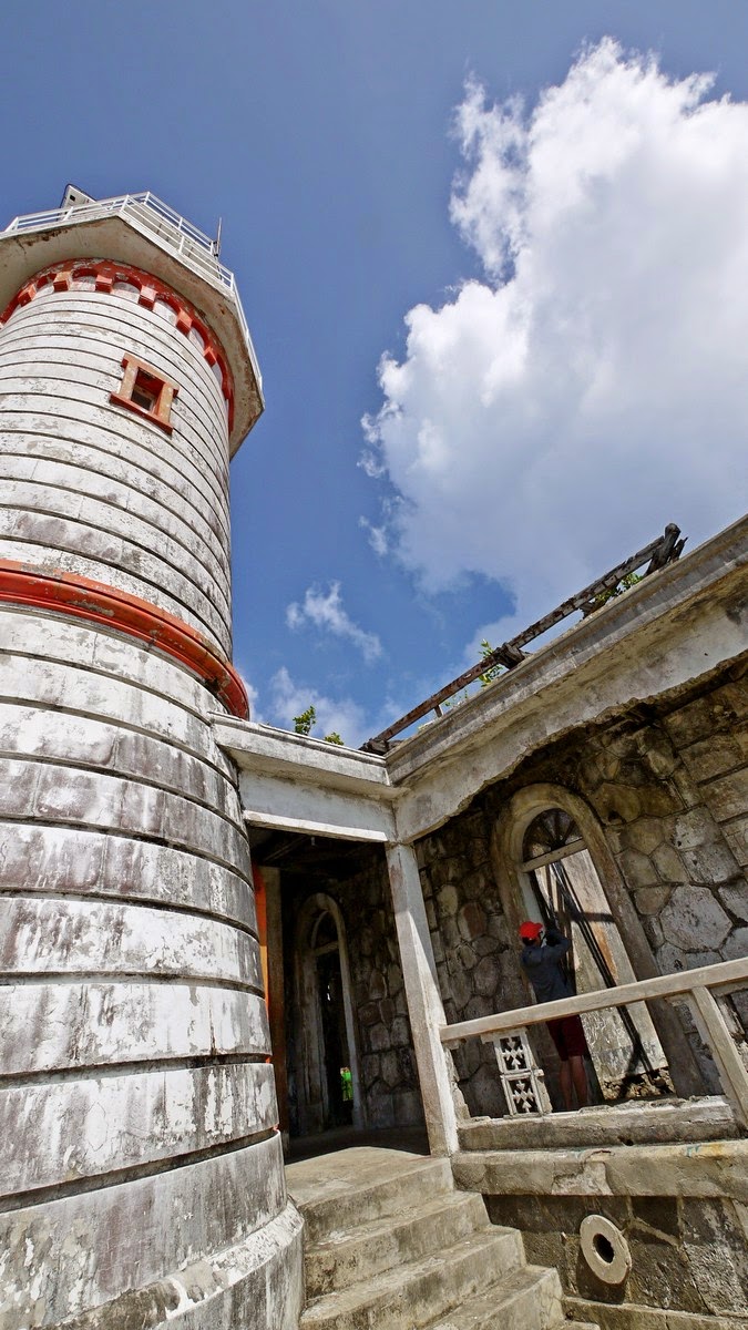LakbayLoyd: LakbayLoyd Lighthouse Series 22: EL FARO DE ISLA CAPUL ...