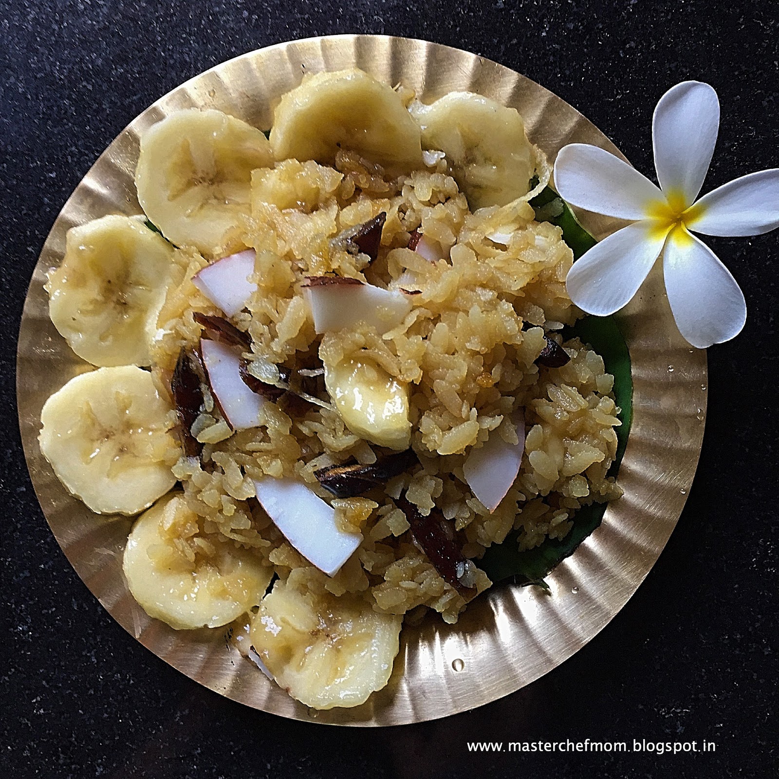 MASTERCHEFMOM: Vella Aval | Sweet Poha with Jaggery | No cook Beaten ...
