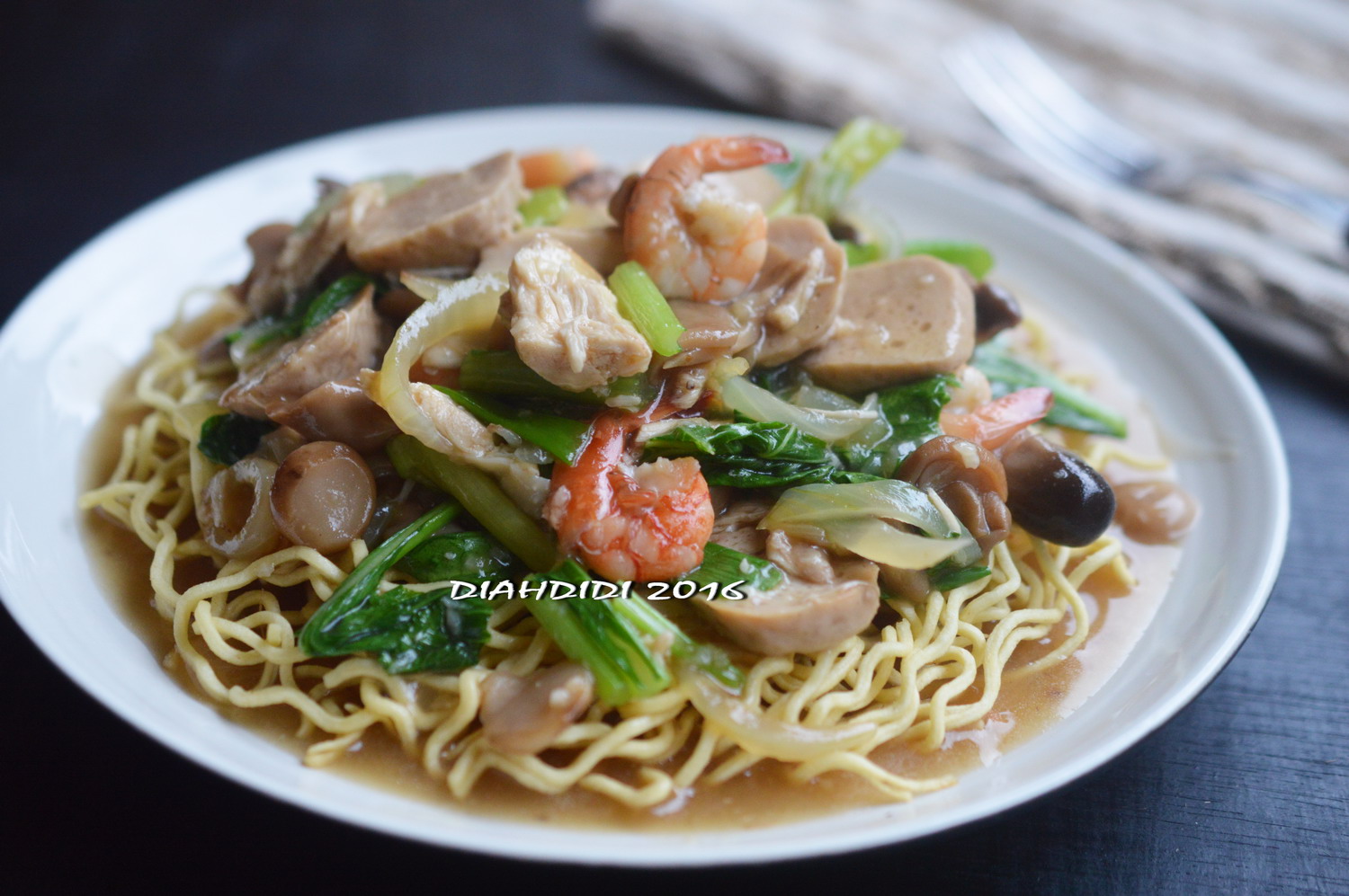 Diah Didi's Kitchen: Mie Siram Jamur & Sayuran