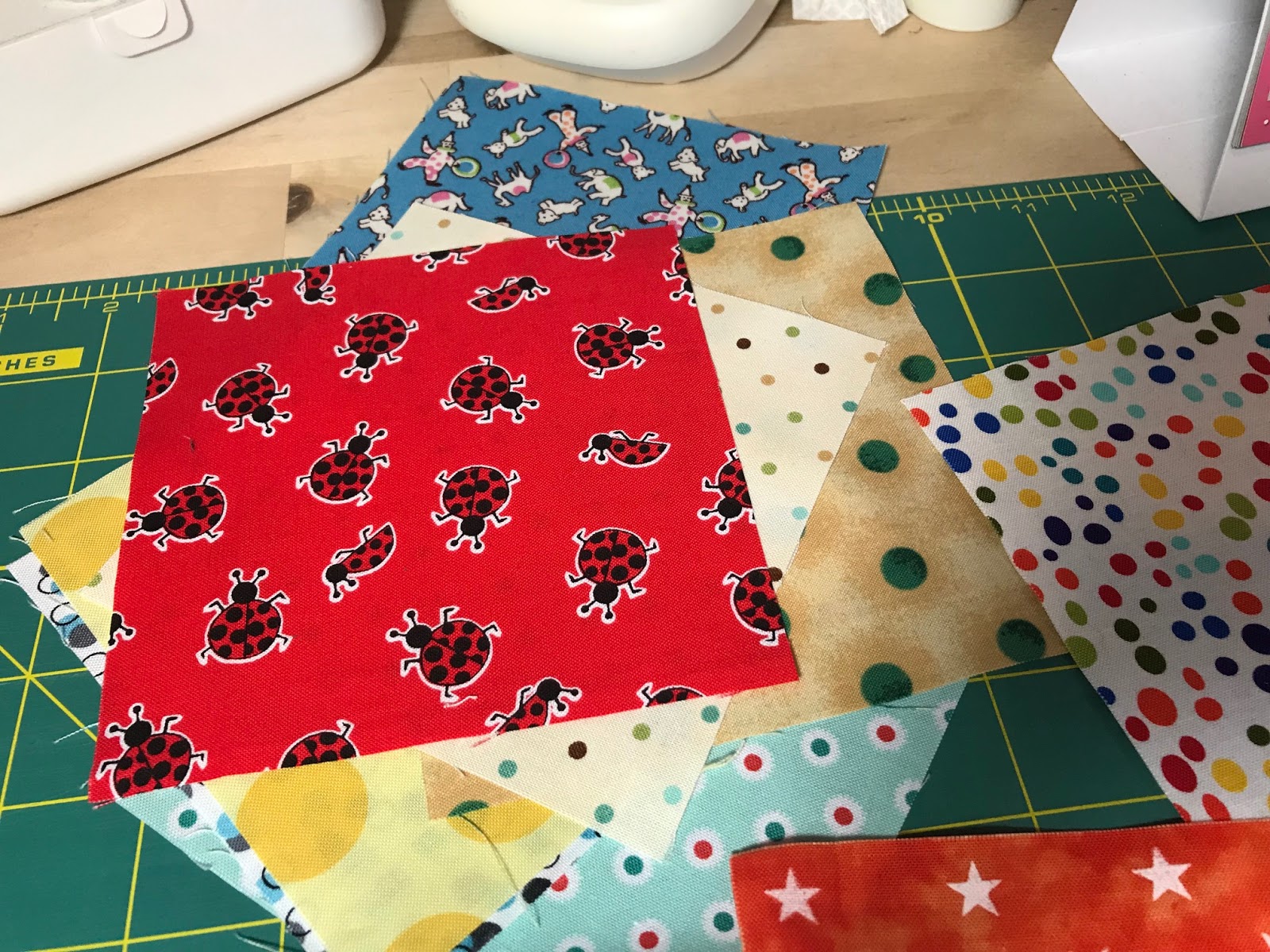 My Sewing Room: Happy Blocks