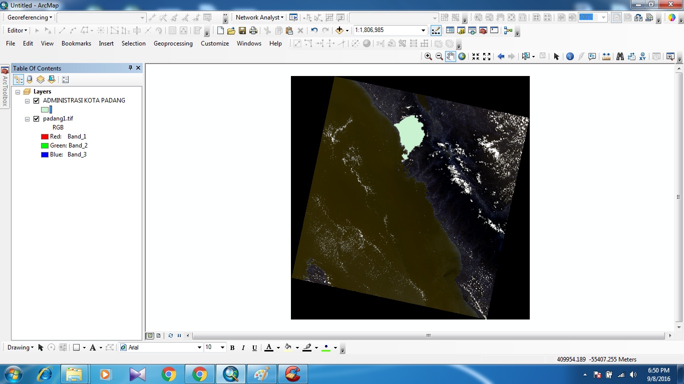 Memotong citra dengan ArcGis.