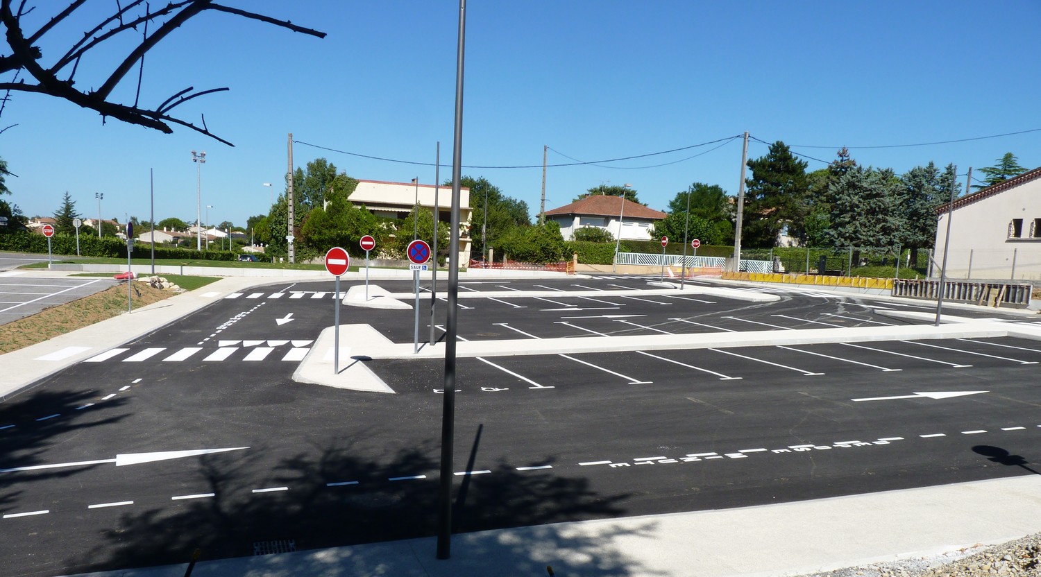 Goudron, béton , et hommage à l’automobile …… - Le blog de St Marcel ...