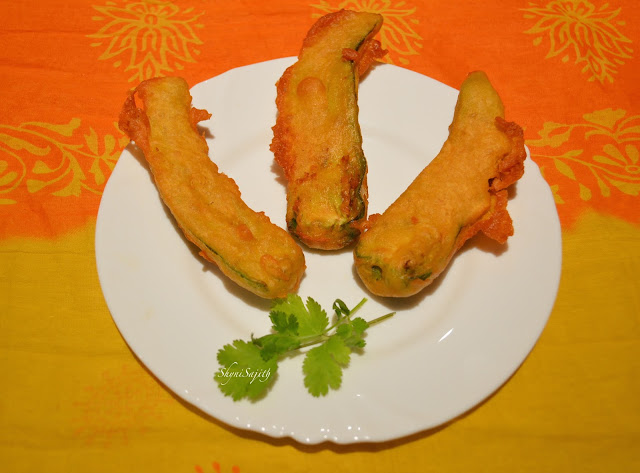 My Cooking Experiments.........: Mulaku Baji (Chilli Fritteres)