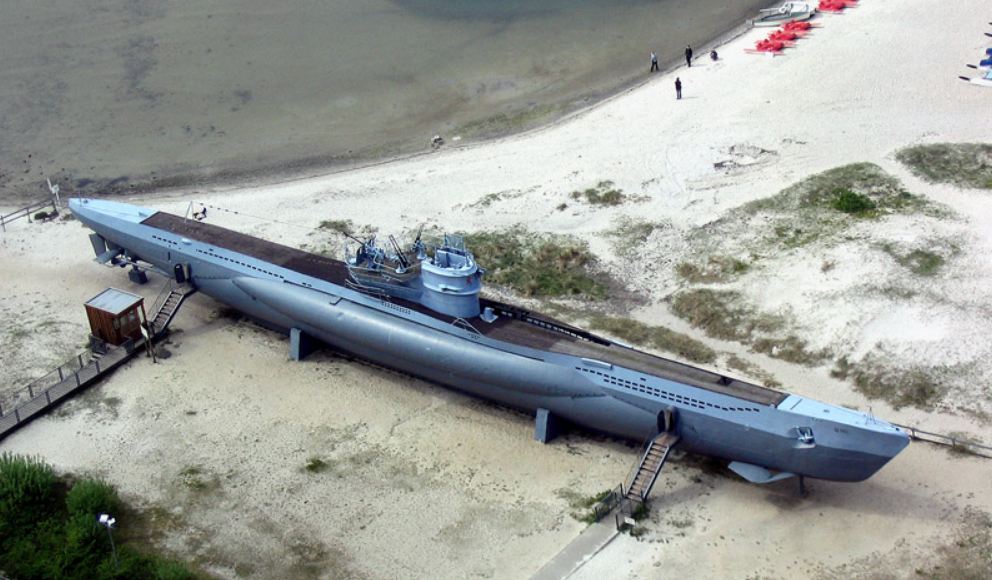 Uomini in guerra: Una tomba sul fondo: l'u-boot 455 del Mar Ligure