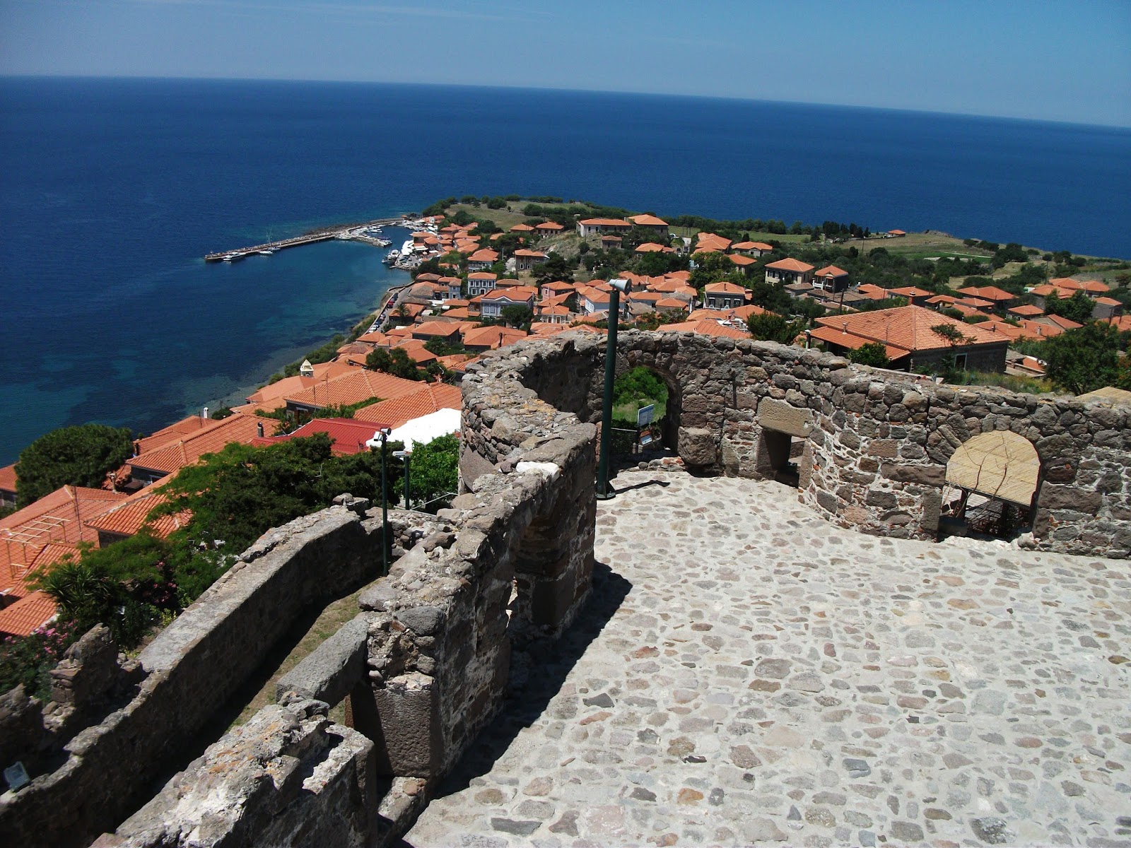 Amatör Denizciler İçin Yunan Adaları Gezi Kılavuzu: MİDİLLİ