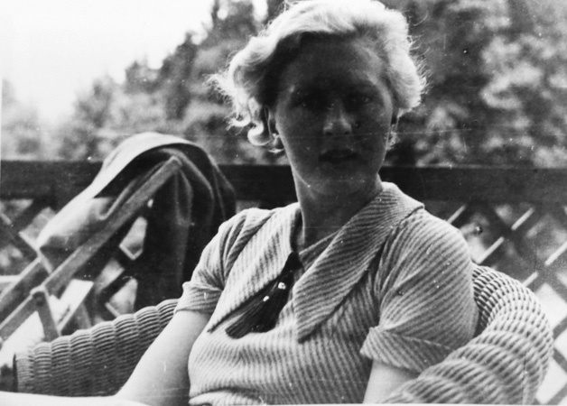World War II in Pictures: Eva Braun's Home Movies