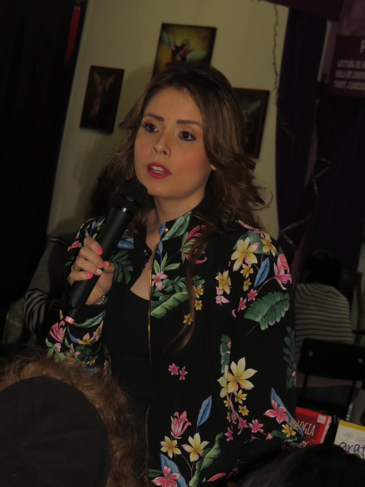 somos el espectador: MARIFER CENTENO EN SUS PROPIO RENGLONES