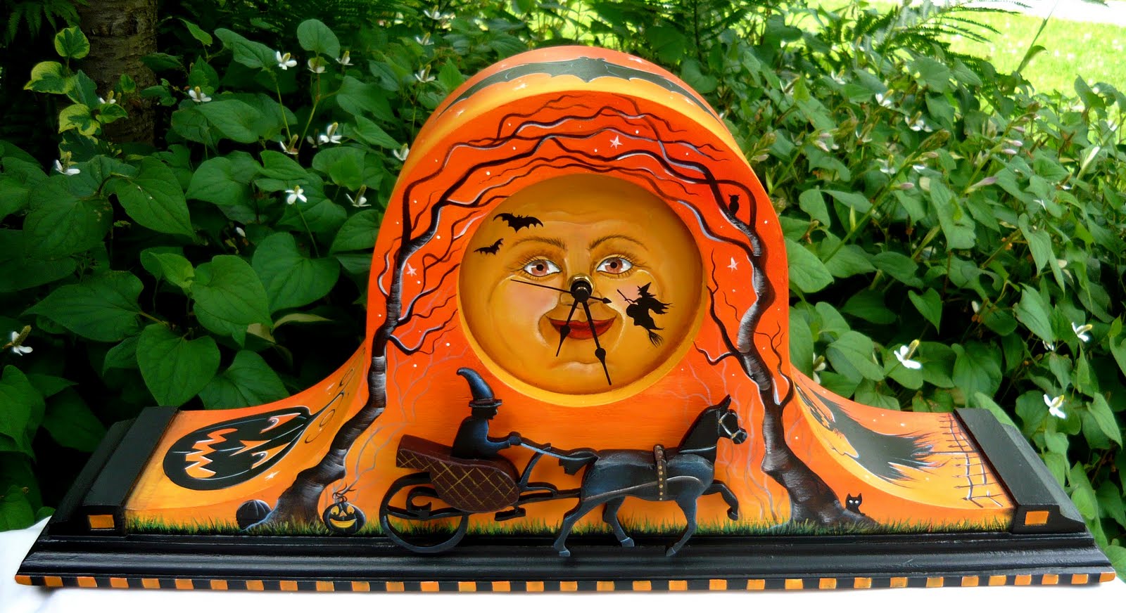 ARTISTIC HALLOWEEN QUEENS: OOAK Halloween HP Antique Mantel Clock on e ...