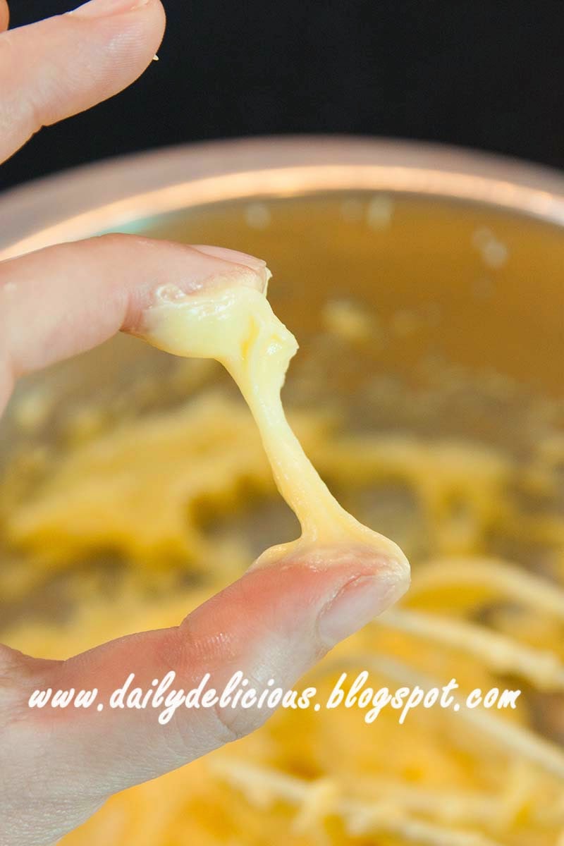 dailydelicious: Lemon Meringue Choux: Lemon choux, my way