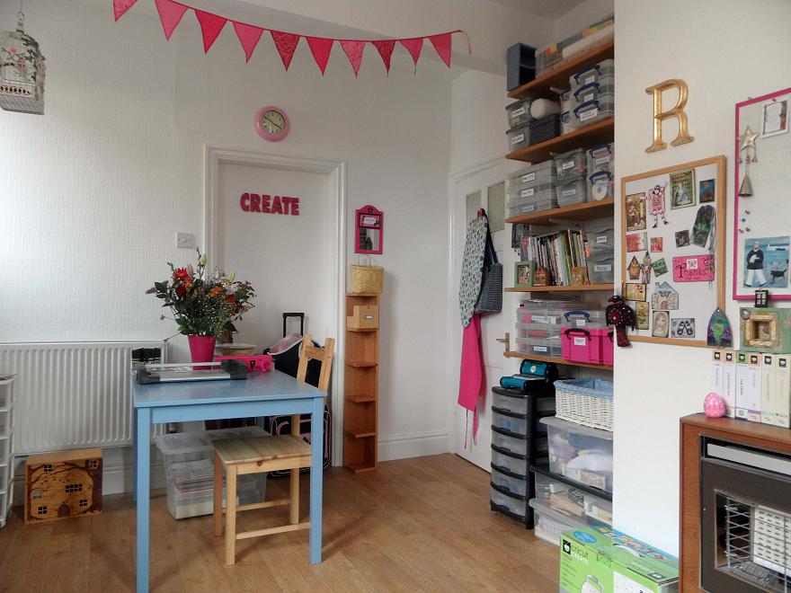 CRAFTY STORAGE: Rosie's Craft Room