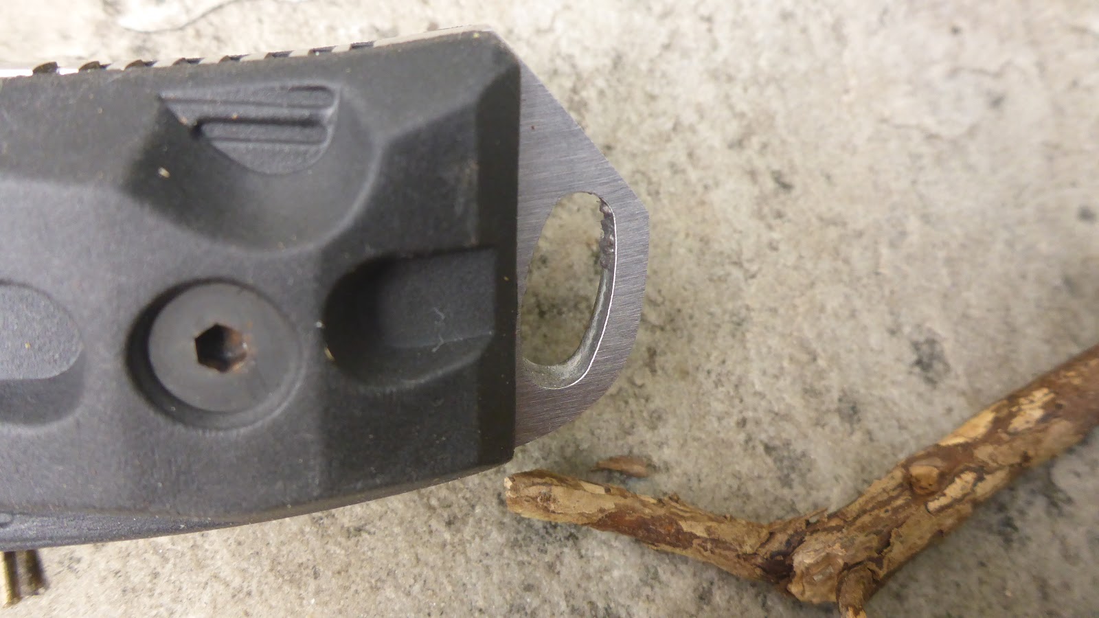 Hardcore Knives and tools for Wilderness Camping