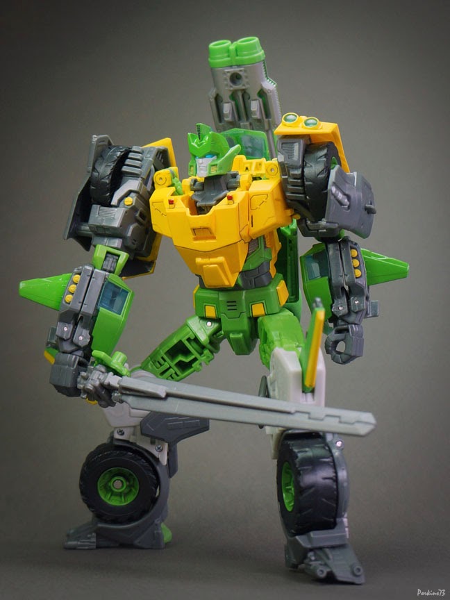 RED6: Hasbro Transformers Generations - Fall of Cybertron - Voyager ...