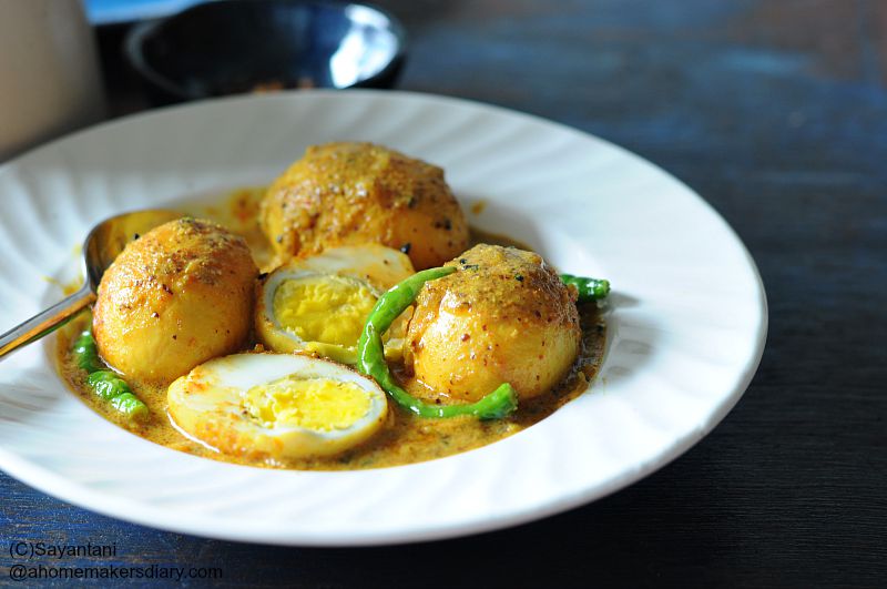 Sorshe Posto Dim (Eggs in a Mustard-Poppy seeds gravy) - A Homemaker's ...