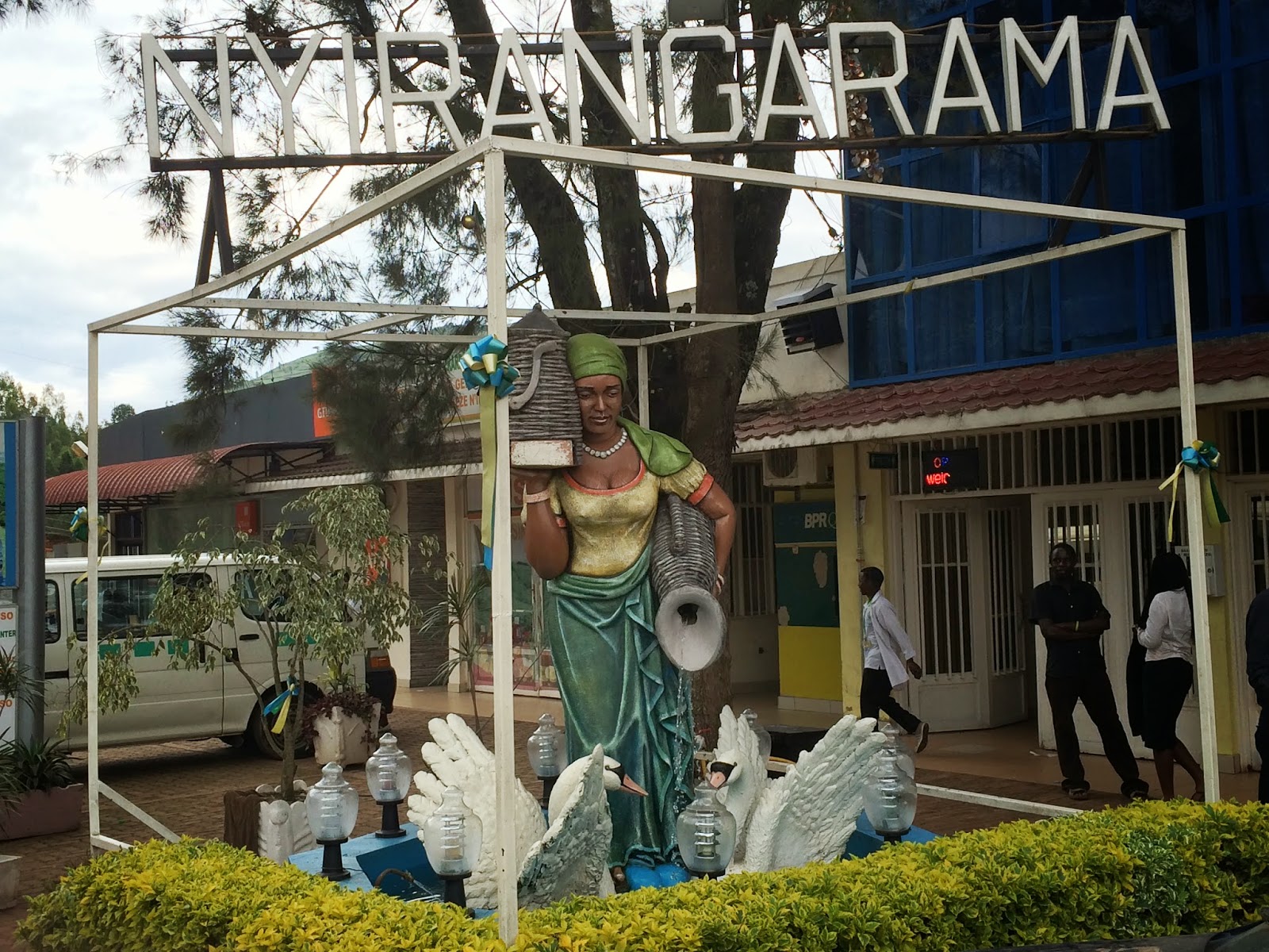 Peace Corps Kenya/Rwanda: Two Countries One Service