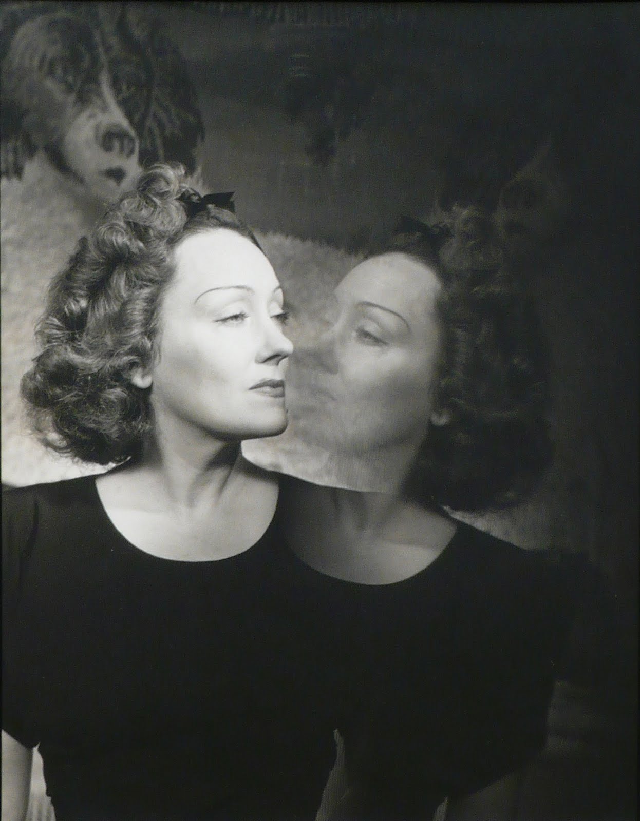 VINTAGE PHOTOGRAPHY: Gloria Swanson by George Platt Lynes, c.1939