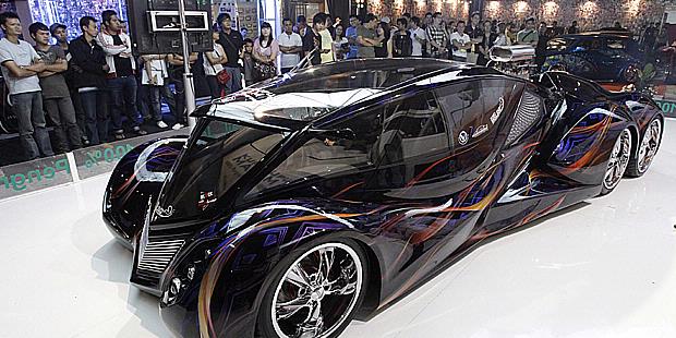 Modifikasi Mobil 6 Roda dari Yogyakarta | Oyot Pring