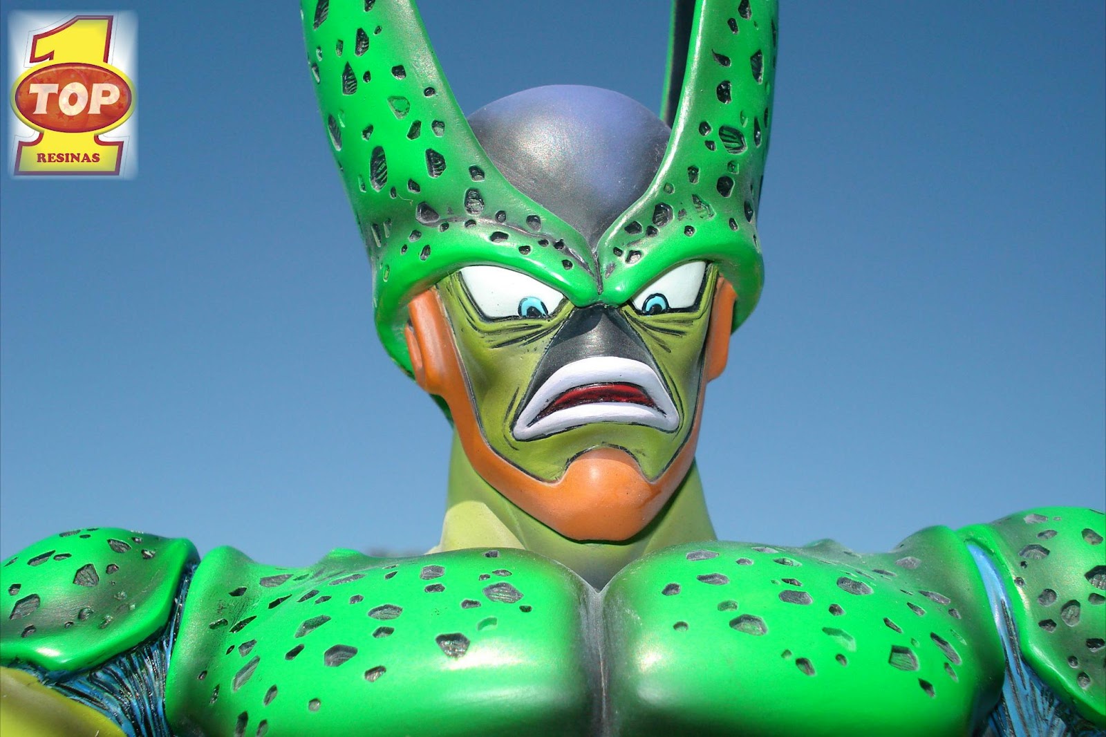 Figuras Dragon Ball: Super Saiyan Vegeta VS Célula 2ª Forma