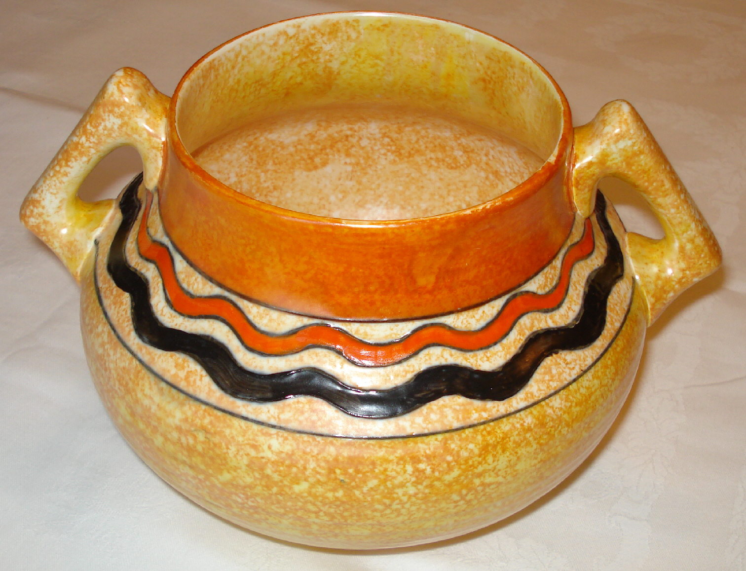 Crown Ducal & Charlotte Rhead Pottery: October 2017