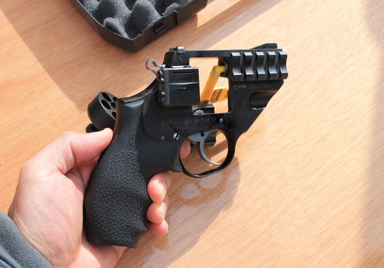 on target shooter nz: AIR / SKY MARSHALS Weapons & Ammo: